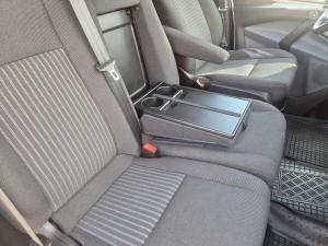 Balts Ford Transit Custom 2015 Marijampole, ar dzinēja tilpumu 2.20 L un nobraukumu 238 tūkst. km par 10800 €, foto 18 vietnē AUTOMOTO.COM.LV