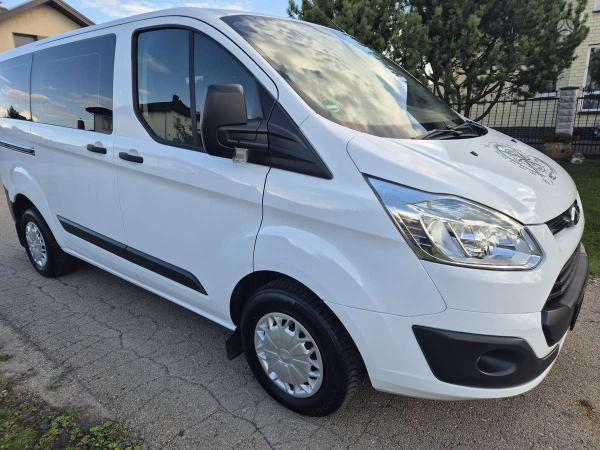 White Ford Transit Custom 2015 in Marijampole, with an engine capacity of 2.20 L and mileage of 239 thousand km for 8900 €, photo 7 on AUTOMOTO.COM.LV