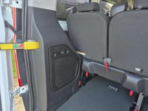 White Ford Transit Custom 2015 in Marijampole, with an engine capacity of 2.20 L and mileage of 239 thousand km for 8900 €, photo 12 on AUTOMOTO.COM.LV