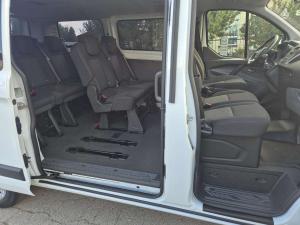 White Ford Transit Custom 2015 in Marijampole, with an engine capacity of 2.20 L and mileage of 239 thousand km for 8900 €, photo 13 on AUTOMOTO.COM.LV