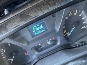Balts Ford Transit Custom 2015 Viļņa, ar dzinēja tilpumu 2.20 L un nobraukumu 246 tūkst. km par 5000 €, foto 3 vietnē AUTOMOTO.COM.LV