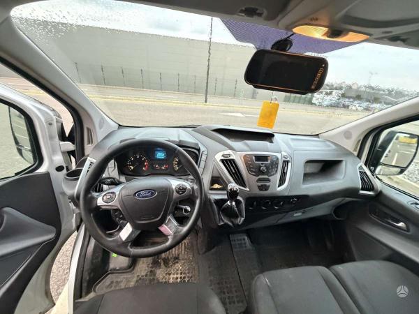 Balts Ford Transit Custom 2015 Kauņa, ar dzinēja tilpumu 2.20 L un nobraukumu 272 tūkst. km par 6100 €, foto 6 vietnē AUTOMOTO.COM.LV