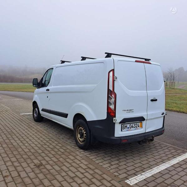 White Ford Transit Custom 2016 in Vilnius, with an engine capacity of 2.00 L and mileage of 210 thousand km for 5550 €, photo 5 on AUTOMOTO.COM.LV