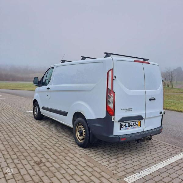 White Ford Transit Custom 2016 in Vilnius, with an engine capacity of 2.00 L and mileage of 210 thousand km for 5550 €, photo 6 on AUTOMOTO.COM.LV