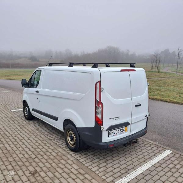 White Ford Transit Custom 2016 in Vilnius, with an engine capacity of 2.00 L and mileage of 210 thousand km for 5550 €, photo 7 on AUTOMOTO.COM.LV
