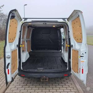 Balts Ford Transit Custom 2016 Viļņa, ar dzinēja tilpumu 2.00 L un nobraukumu 210 tūkst. km par 5550 €, foto 27 vietnē AUTOMOTO.COM.LV