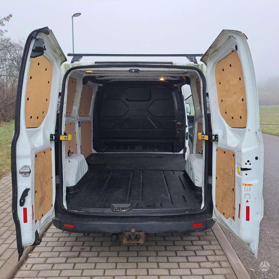 Balts Ford Transit Custom 2016 Viļņa, ar dzinēja tilpumu 2.00 L un nobraukumu 210 tūkst. km par 5550 €, foto 27 vietnē AUTOMOTO.COM.LV