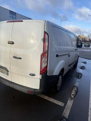 White Ford Transit Custom 2016 in Vilnius, with an engine capacity of 2.20 L and mileage of 156 thousand km for 9950 €, photo 3 on AUTOMOTO.COM.LV