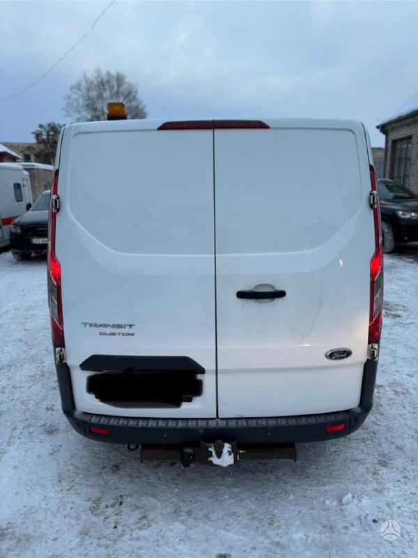 Balts Ford Transit Custom 2016 Tauragė, ar dzinēja tilpumu 2.00 L un nobraukumu 285 tūkst. km par 5800 €, foto 7 vietnē AUTOMOTO.COM.LV