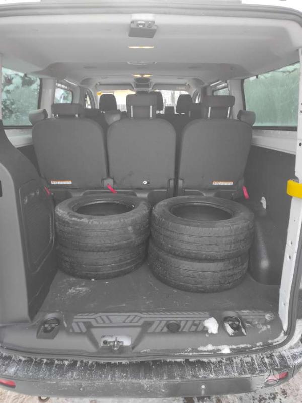 Balts Ford Transit Custom 2016 Viļņa, ar dzinēja tilpumu 2.00 L un nobraukumu 233 tūkst. km par 10700 €, foto 11 vietnē AUTOMOTO.COM.LV
