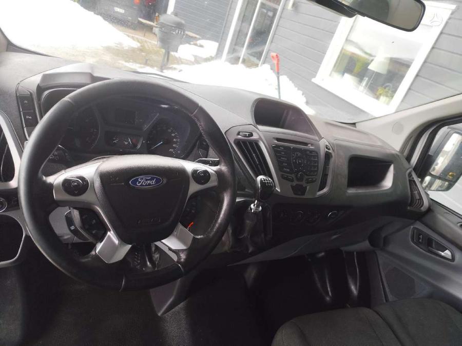 Balts Ford Transit Custom 2016 Klaipėda, ar dzinēja tilpumu 2.20 L un nobraukumu 194 tūkst. km par 5500 €, foto 3 vietnē AUTOMOTO.COM.LV