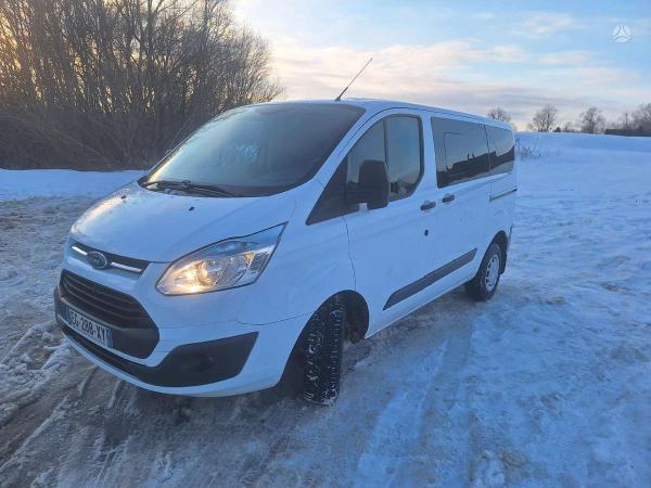 White Ford Transit Custom 2016 in Taurage, with an engine capacity of 2.20 L and mileage of 285 thousand km for 5900 €, photo 1 on AUTOMOTO.COM.LV