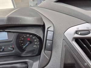 White Ford Transit Custom 2016 in Marijampole, with an engine capacity of 2.20 L and mileage of 221 thousand km for 12500 €, photo 17 on AUTOMOTO.COM.LV