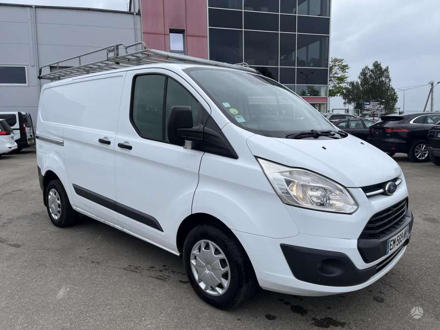Balts Ford Transit Custom 2016 Tauragė, ar dzinēja tilpumu 2.00 L un nobraukumu 196 tūkst. km par 4600 €, foto 4 vietnē AUTOMOTO.COM.LV