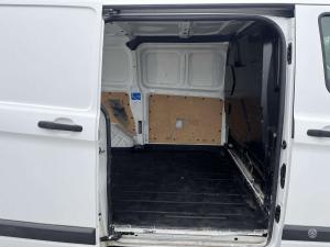 Balts Ford Transit Custom 2016 Tauragė, ar dzinēja tilpumu 2.00 L un nobraukumu 196 tūkst. km par 4600 €, foto 9 vietnē AUTOMOTO.COM.LV