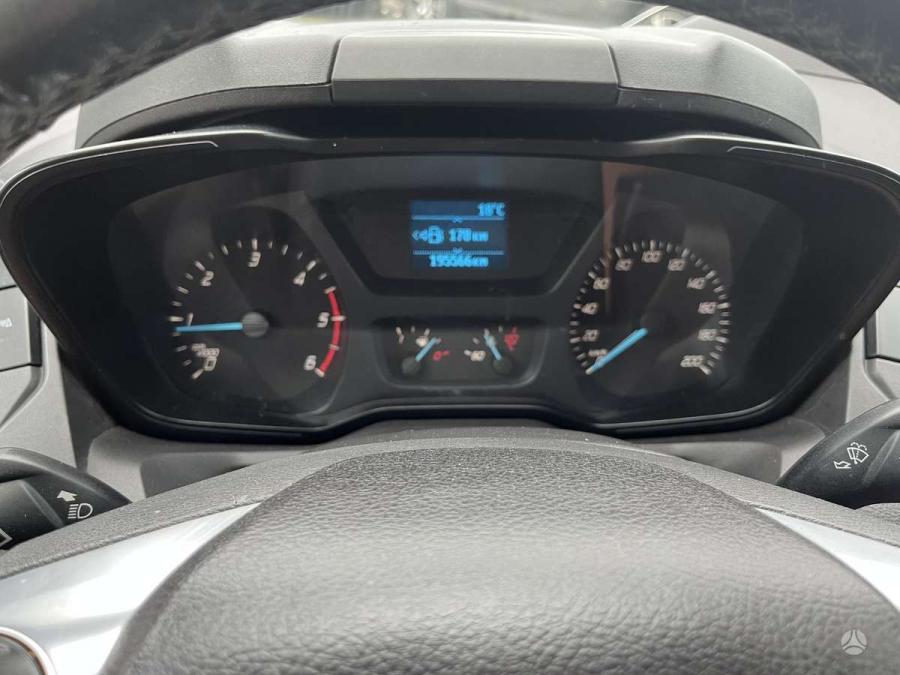 Balts Ford Transit Custom 2016 Tauragė, ar dzinēja tilpumu 2.00 L un nobraukumu 196 tūkst. km par 4600 €, foto 13 vietnē AUTOMOTO.COM.LV