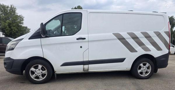 Balts Ford Transit Custom 2016 Marijampole, ar dzinēja tilpumu 2.20 L un nobraukumu 257 tūkst. km par 4250 €, foto 2 vietnē AUTOMOTO.COM.LV