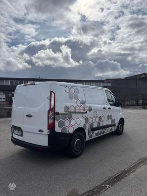 White Ford Transit Custom 2016 in Klaipeda, with an engine capacity of 2.00 L and mileage of 210 thousand km for 6700 €, photo 4 on AUTOMOTO.COM.LV