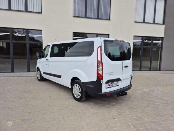 White Ford Transit Custom 2016 in Marijampole, with an engine capacity of 2.00 L and mileage of 251 thousand km for 11500 €, photo 6 on AUTOMOTO.COM.LV