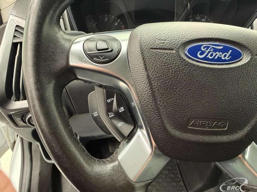 White Ford Transit Custom 2016 in Vilnius, with an engine capacity of 2.00 L and mileage of 240 thousand km for 11000 €, photo 20 on AUTOMOTO.COM.LV