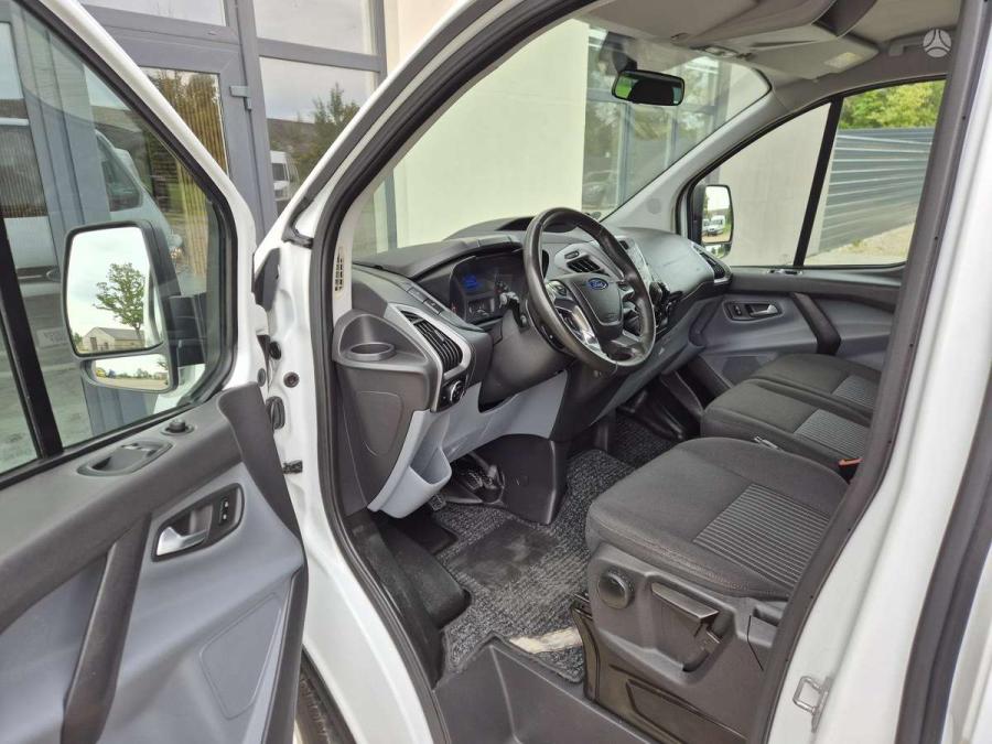 White Ford Transit Custom 2016 in Marijampole, with an engine capacity of 2.00 L and mileage of 251 thousand km for 11000 €, photo 11 on AUTOMOTO.COM.LV
