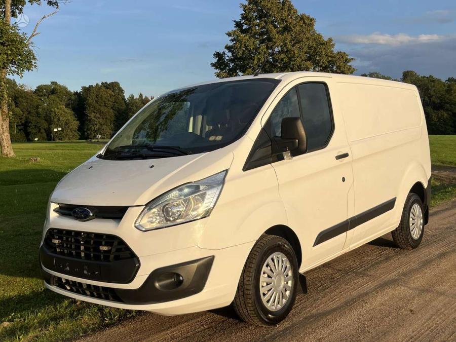 White Ford Transit Custom 2016 in Silale, with an engine capacity of 2.20 L and mileage of 250 thousand km for 5290 €, photo 3 on AUTOMOTO.COM.LV