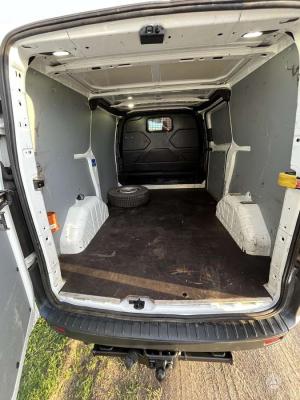 White Ford Transit Custom 2016 in Silale, with an engine capacity of 2.20 L and mileage of 250 thousand km for 5290 €, photo 11 on AUTOMOTO.COM.LV