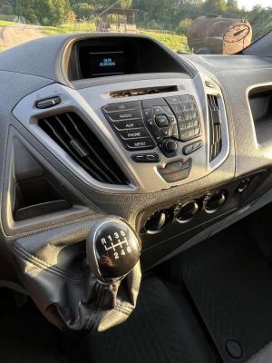 White Ford Transit Custom 2016 in Silale, with an engine capacity of 2.20 L and mileage of 250 thousand km for 5290 €, photo 16 on AUTOMOTO.COM.LV