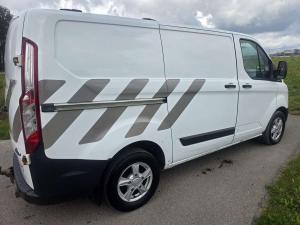 White Ford Transit Custom 2016 in Marijampole, with an engine capacity of 0.00 L and mileage of 257 thousand km for 4200 €, photo 5 on AUTOMOTO.COM.LV