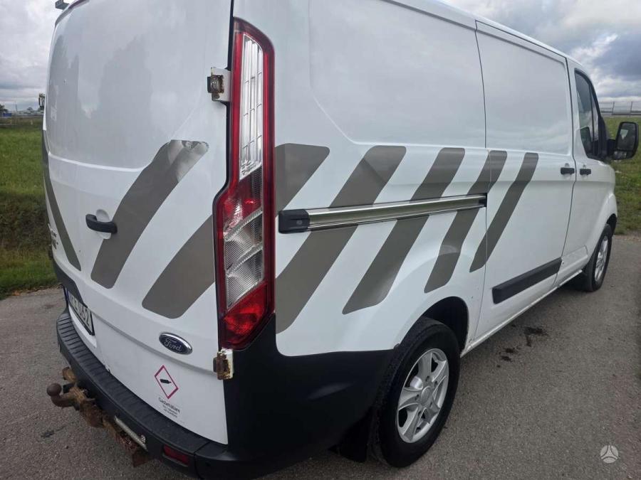 White Ford Transit Custom 2016 in Marijampole, with an engine capacity of 0.00 L and mileage of 257 thousand km for 4200 €, photo 8 on AUTOMOTO.COM.LV