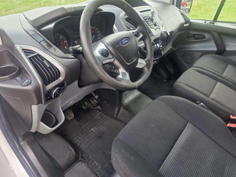 White Ford Transit Custom 2016 in Marijampole, with an engine capacity of 0.00 L and mileage of 257 thousand km for 4200 €, photo 14 on AUTOMOTO.COM.LV