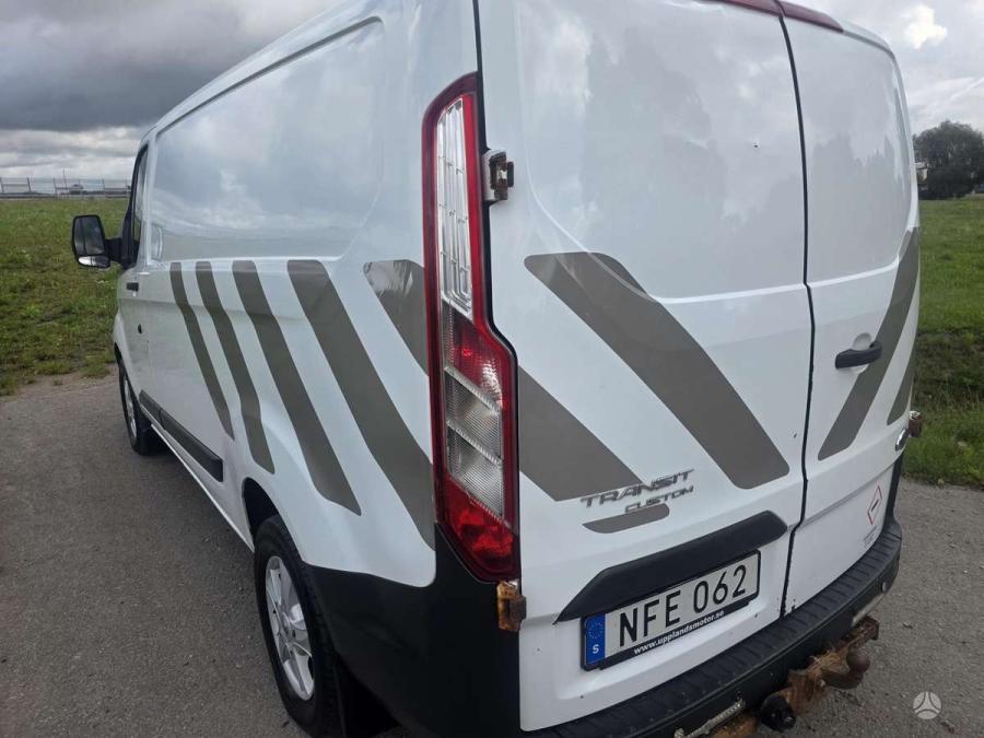 White Ford Transit Custom 2016 in Marijampole, with an engine capacity of 0.00 L and mileage of 257 thousand km for 4200 €, photo 6 on AUTOMOTO.COM.LV