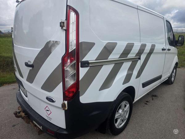 Ford Transit Custom 2016 Marijampole vietnē Balts Ford Transit Custom 2016 Marijampole, ar dzinēja tilpumu 0.00 L un nobraukumu 257 tūkst. km par 4200 €, foto 8 vietnē AUTOMOTO.COM.LV