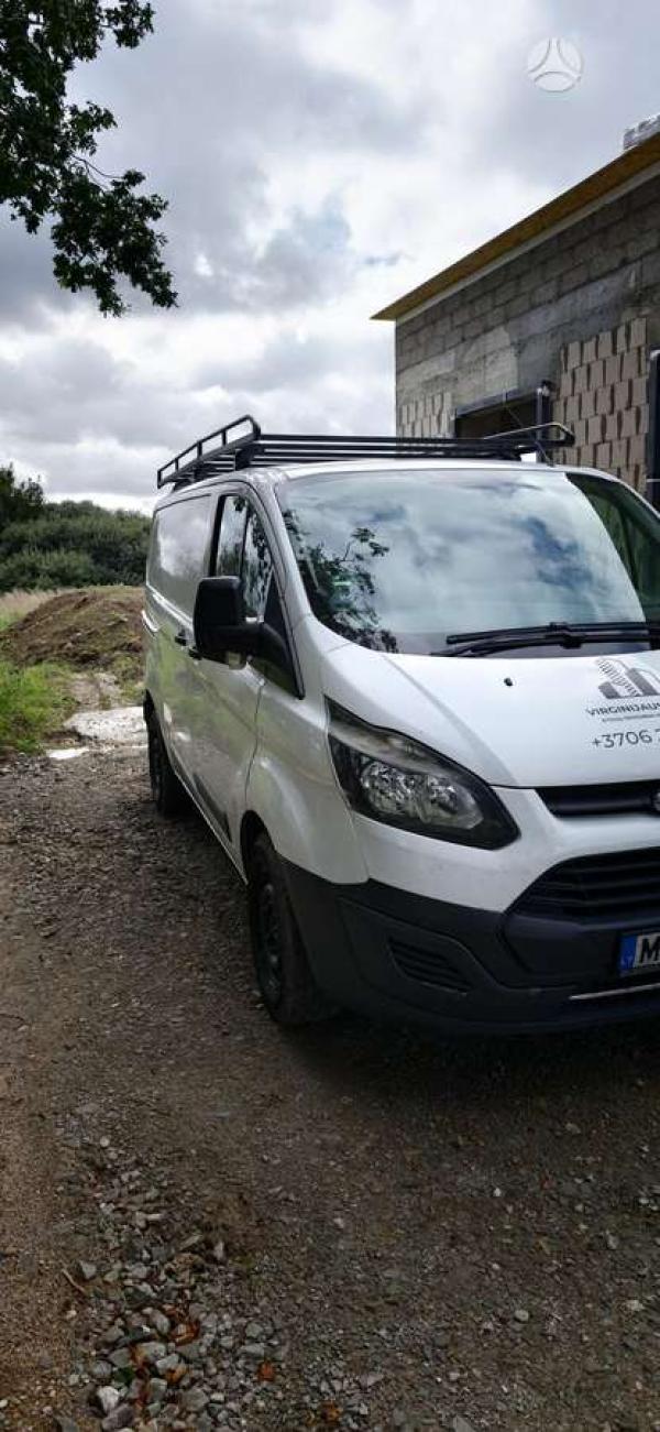 Ford Transit Custom 2016 in Kaunas on AUTOMOTO.COM.LV White Ford Transit Custom 2016 in Kaunas, with an engine capacity of 2.00 L and mileage of 239 thousand km for 5700 €, photo 3 on AUTOMOTO.COM.LV