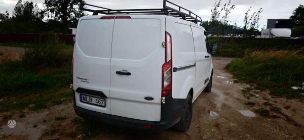 Ford Transit Custom 2016 in Kaunas on AUTOMOTO.COM.LV White Ford Transit Custom 2016 in Kaunas, with an engine capacity of 2.00 L and mileage of 239 thousand km for 5700 €, photo 8 on AUTOMOTO.COM.LV