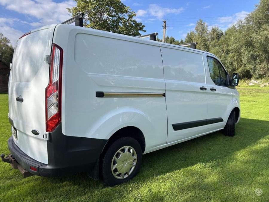Balts Ford Transit Custom 2016 Radviliškis, ar dzinēja tilpumu 2.00 L un nobraukumu 129 tūkst. km par 8000 €, foto 6 vietnē AUTOMOTO.COM.LV