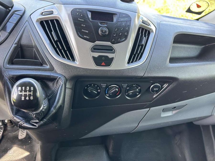 Balts Ford Transit Custom 2016 Radviliškis, ar dzinēja tilpumu 2.00 L un nobraukumu 129 tūkst. km par 8000 €, foto 8 vietnē AUTOMOTO.COM.LV