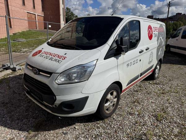 White Ford Transit Custom 2016 in Klaipeda, with an engine capacity of 2.00 L and mileage of 209 thousand km for 3900 €, photo 3 on AUTOMOTO.COM.LV