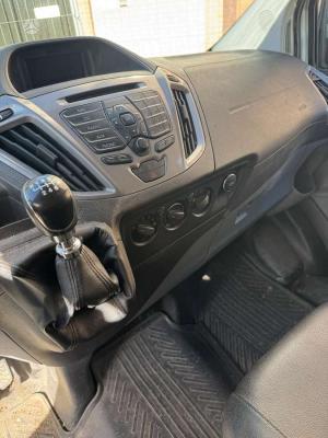 Balts Ford Transit Custom 2016 Klaipėda, ar dzinēja tilpumu 2.00 L un nobraukumu 209 tūkst. km par 3900 €, foto 8 vietnē AUTOMOTO.COM.LV