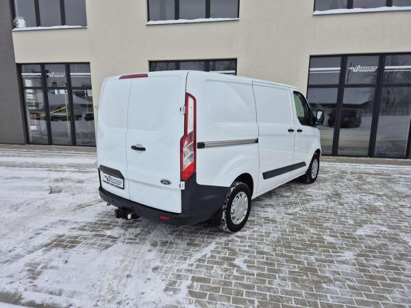 Balts Ford Transit Custom 2017 Marijampole, ar dzinēja tilpumu 2.00 L un nobraukumu 180 tūkst. km par 8000 €, foto 8 vietnē AUTOMOTO.COM.LV