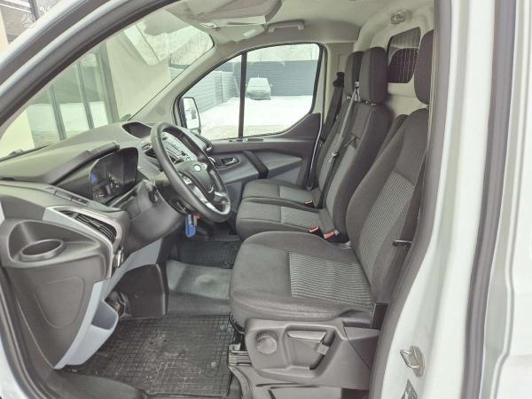 Balts Ford Transit Custom 2017 Marijampole, ar dzinēja tilpumu 2.00 L un nobraukumu 180 tūkst. km par 8000 €, foto 10 vietnē AUTOMOTO.COM.LV