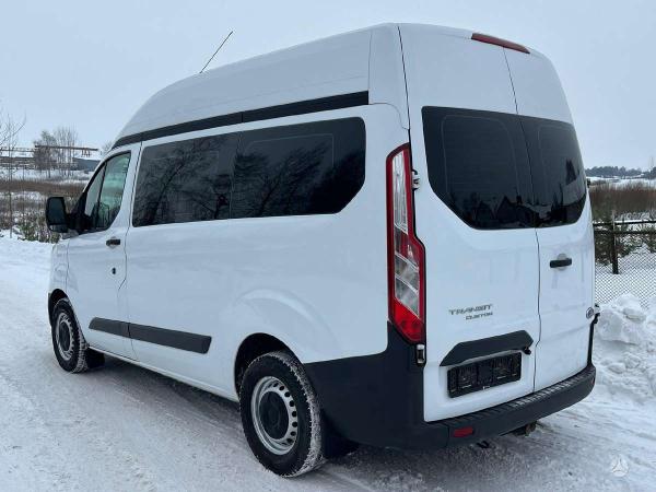White Ford Transit Custom 2017 in Silale, with an engine capacity of 2.00 L and mileage of 159 thousand km for 10390 €, photo 3 on AUTOMOTO.COM.LV
