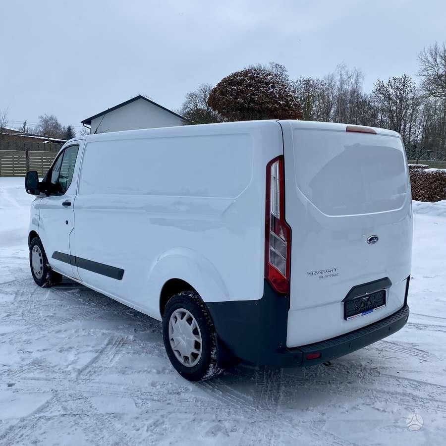 Balts Ford Transit Custom 2017 Marijampole, ar dzinēja tilpumu 2.00 L un nobraukumu 251 tūkst. km par 8349 €, foto 2 vietnē AUTOMOTO.COM.LV