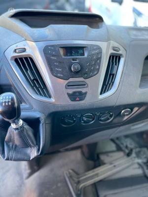 Balts Ford Transit Custom 2017 Tauragė, ar dzinēja tilpumu 1.99 L un nobraukumu 222 tūkst. km par 3400 €, foto 4 vietnē AUTOMOTO.COM.LV