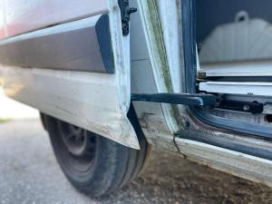 Balts Ford Transit Custom 2017 Tauragė, ar dzinēja tilpumu 1.99 L un nobraukumu 222 tūkst. km par 3400 €, foto 10 vietnē AUTOMOTO.COM.LV