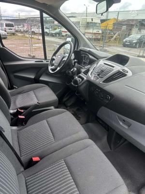 Balts Ford Transit Custom 2017 Kauņa, ar dzinēja tilpumu 2.00 L un nobraukumu 269 tūkst. km par 7950 €, foto 3 vietnē AUTOMOTO.COM.LV