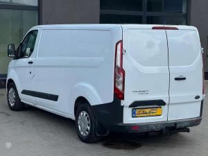 White Ford Transit Custom 2017 in Taurage, with an engine capacity of 2.00 L and mileage of 186 thousand km for 7000 €, photo 3 on AUTOMOTO.COM.LV