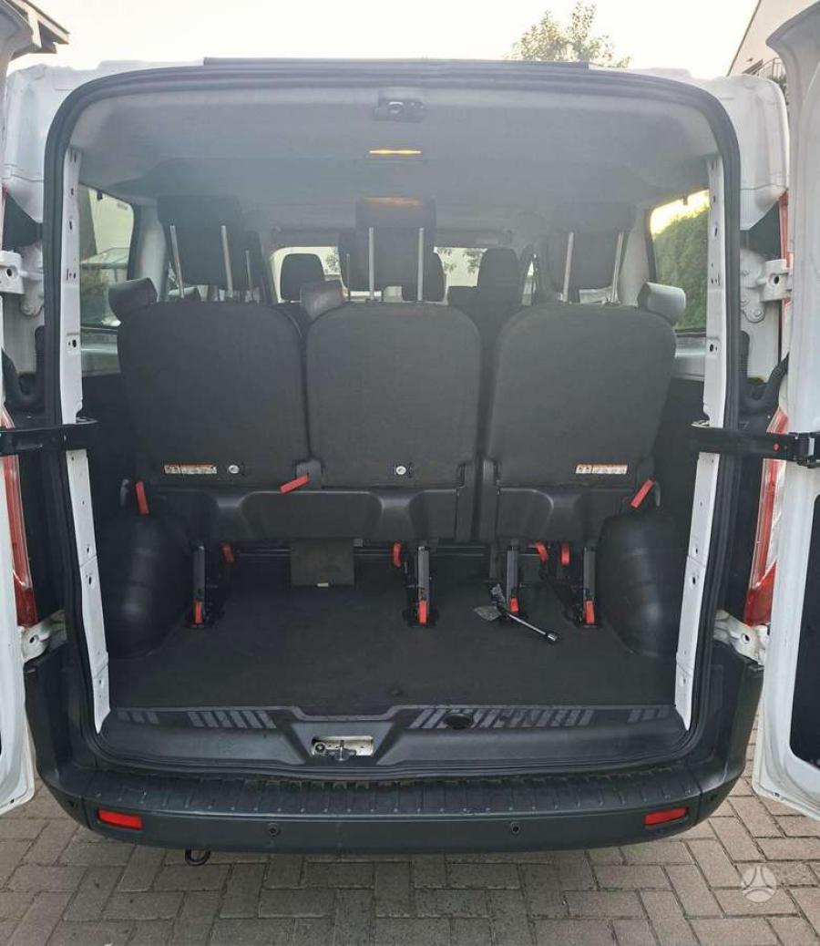 Balts Ford Transit Custom 2017 Kauņa, ar dzinēja tilpumu 2.00 L un nobraukumu 270 tūkst. km par 9650 €, foto 10 vietnē AUTOMOTO.COM.LV