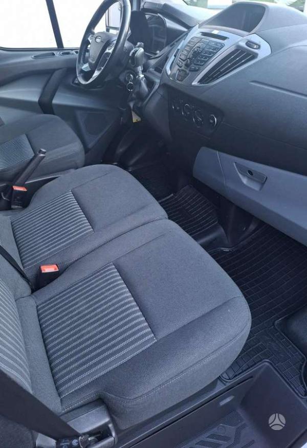 Balts Ford Transit Custom 2017 Kauņa, ar dzinēja tilpumu 2.00 L un nobraukumu 270 tūkst. km par 9650 €, foto 10 vietnē AUTOMOTO.COM.LV