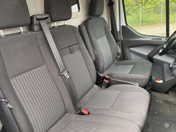 Balts Ford Transit Custom 2017 Radviliškis, ar dzinēja tilpumu 2.00 L un nobraukumu 193 tūkst. km par 6700 €, foto 10 vietnē AUTOMOTO.COM.LV
